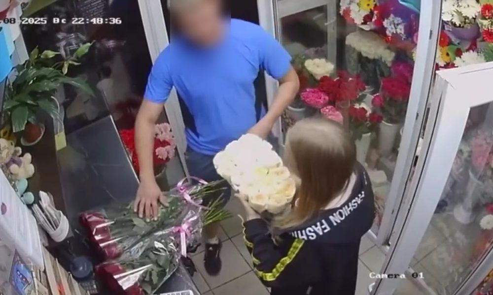 Мужчина украл 101 розу для свидания, а девушка не пришла